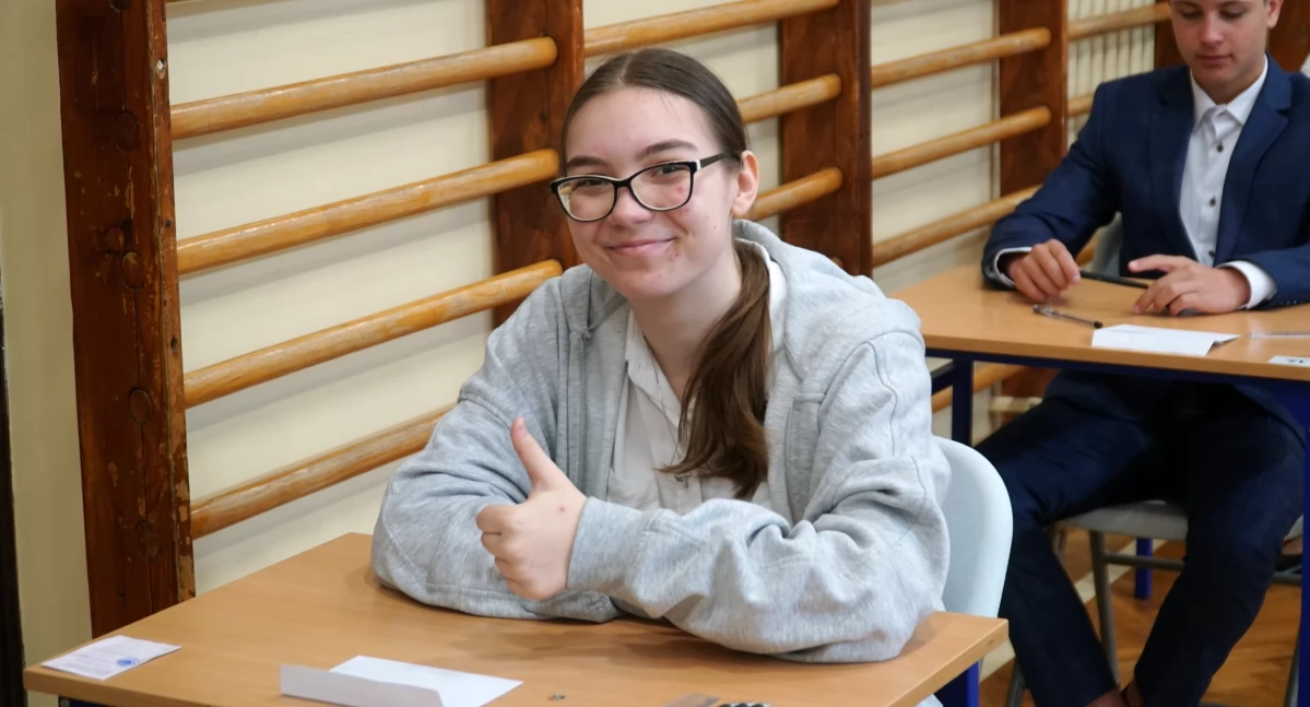 Egzamin ośmoklasisty 2024: Ponad 214,5 tys. uczniów rozpoczęło drugi ...